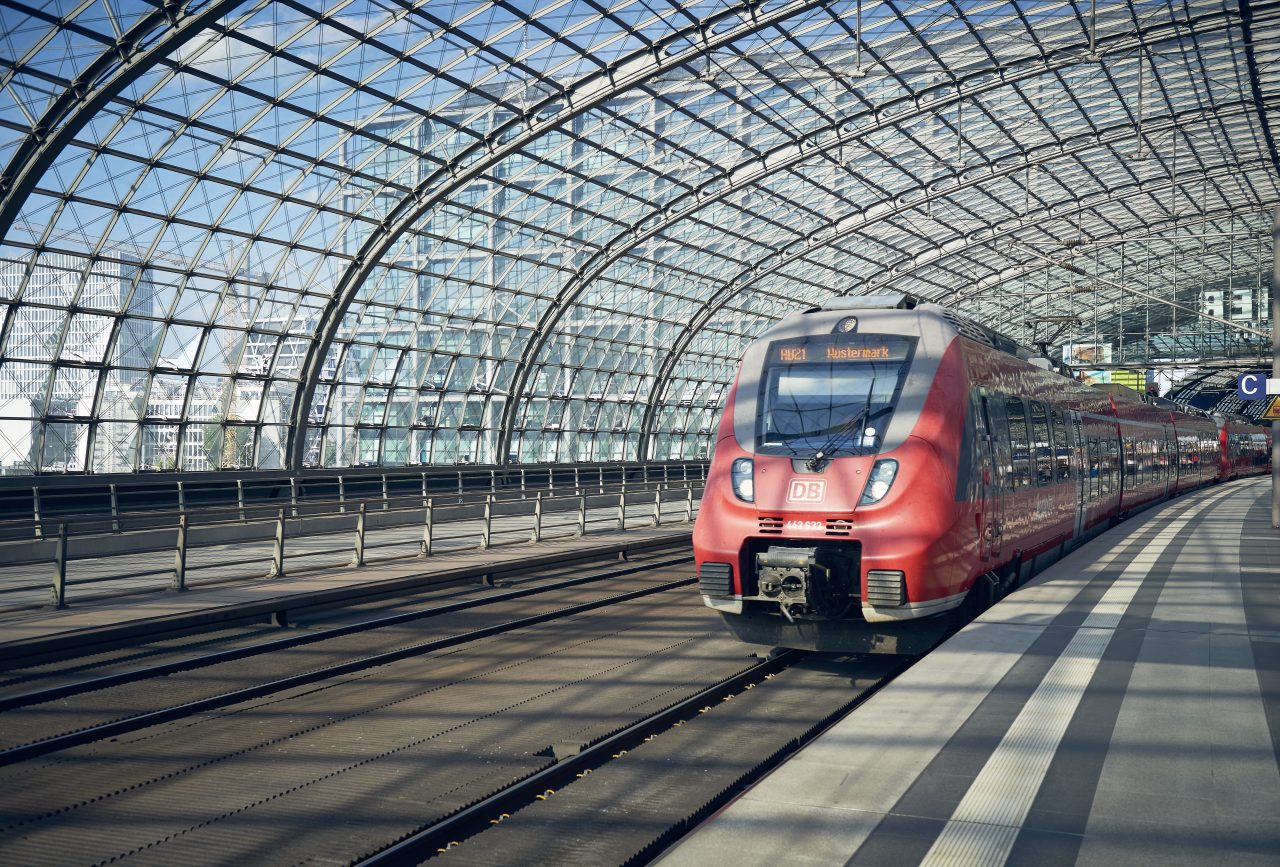 Passenger rail: excellent transport | DB International Operations
